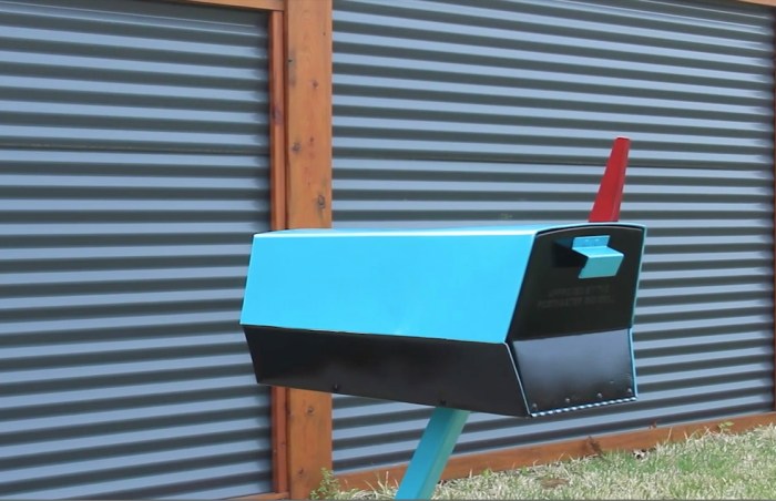 Update – Video & Kickstarter – mid-century modern mailbox